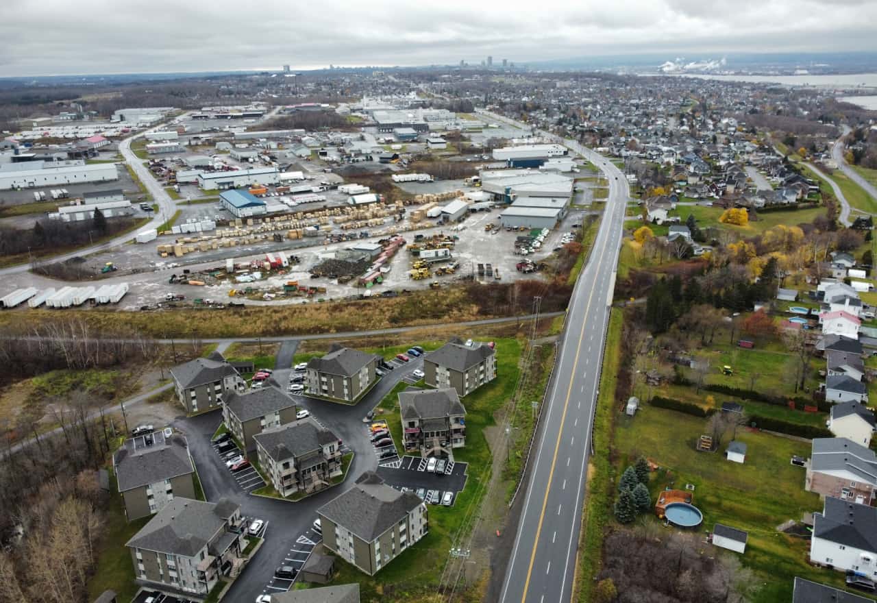 Trusted Financial Help in Lévis | Novacash at Plage-Gilmour